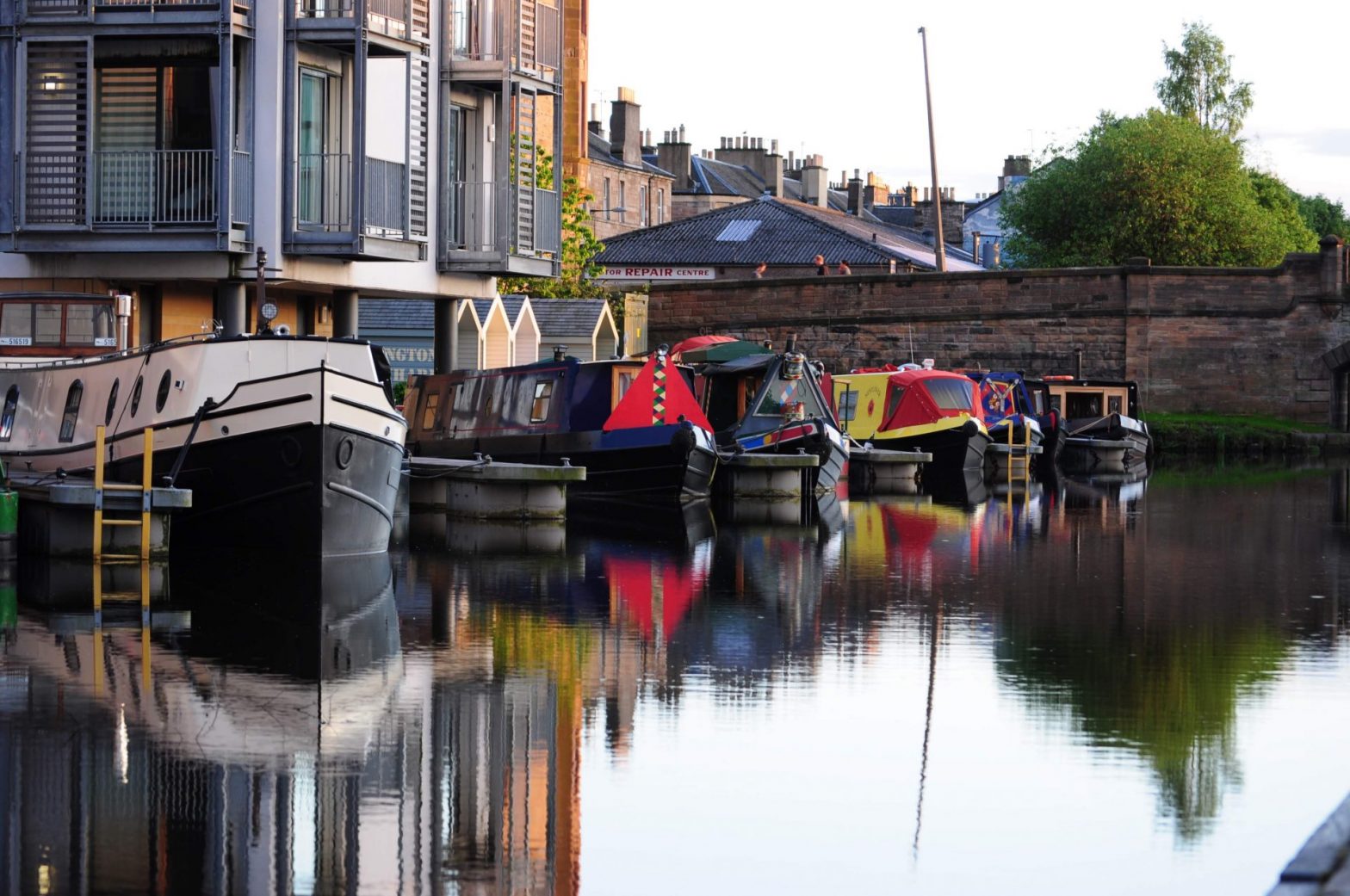 Ronnie Rusack Festival of Light - Edinburgh Festival Guide