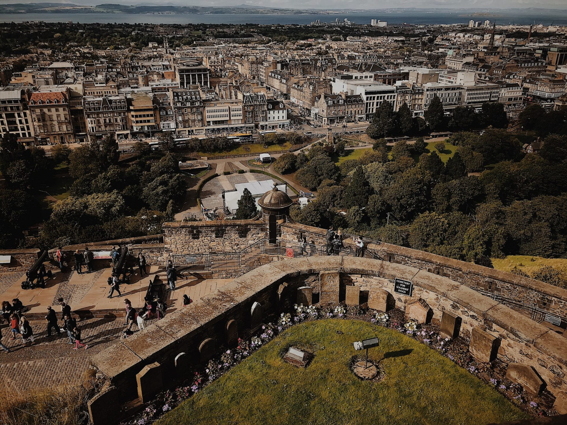 The 15 Best Edinburgh Photography Locations - Edinburgh Festival Guide